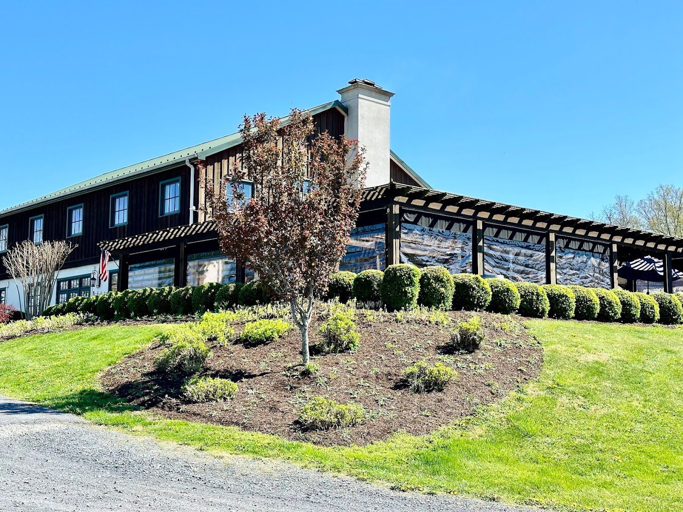 Barren Ridge Vineyards: Relaxing Wine Tasting Near Fishersville, VA ...